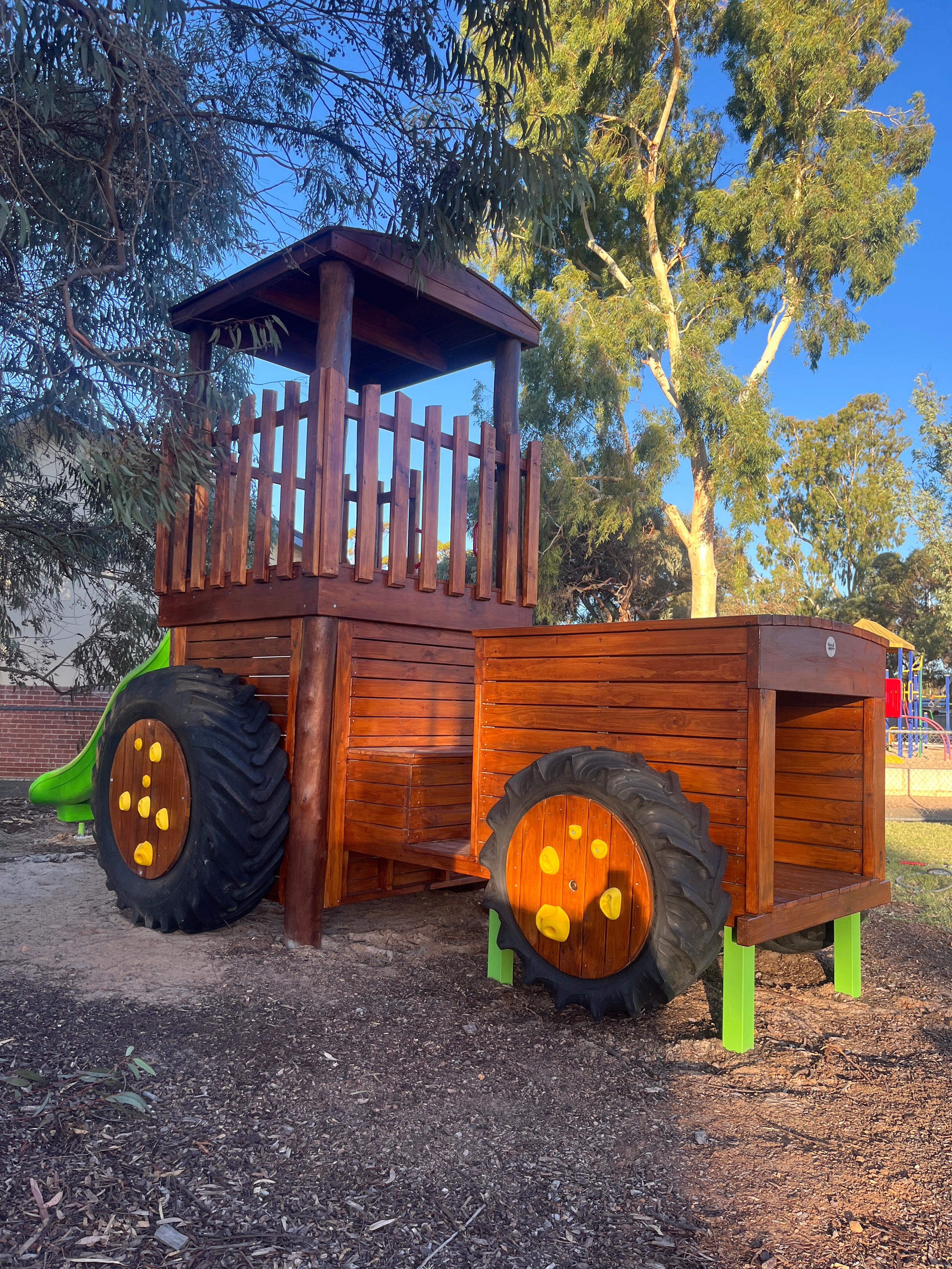 Outdoor Nature Play Tractor Perth – Learn by Nature